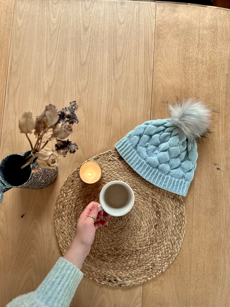 bubble hat knit kit – Quince & Co.