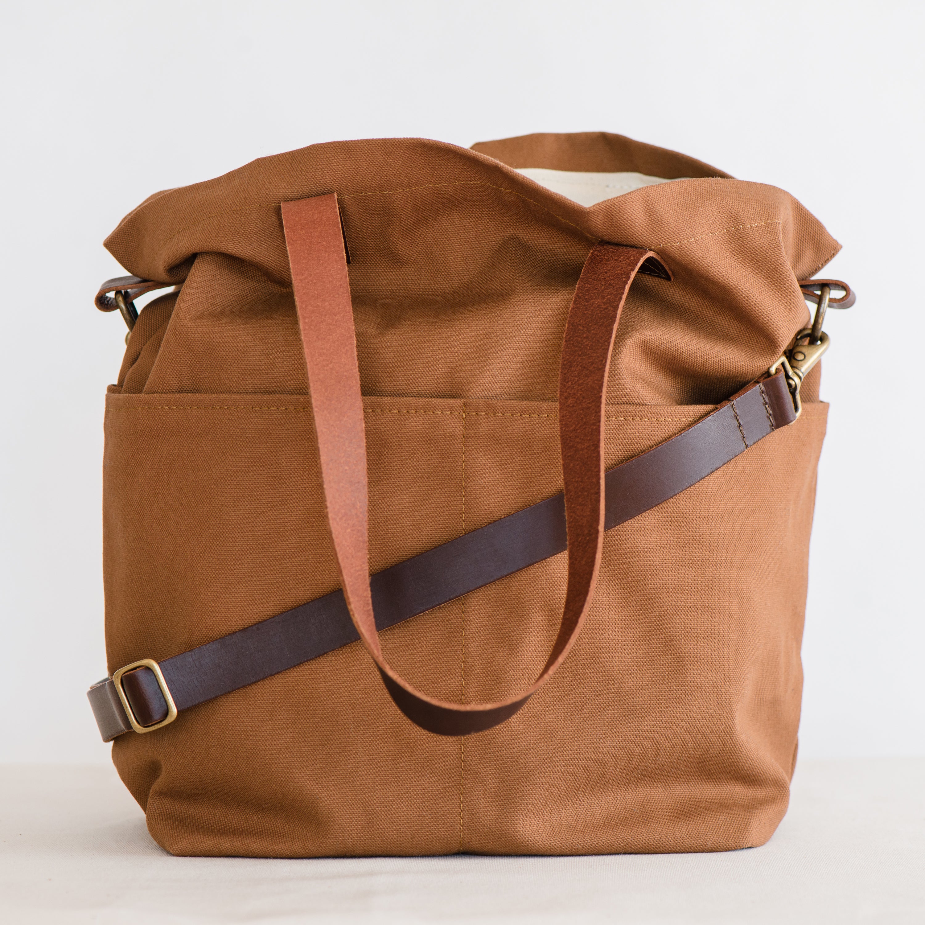 Twig & Horn Canvas Crossbody Project Tote – Quince & Co.