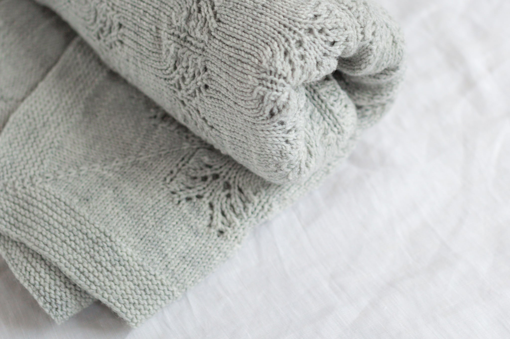 bud blanket knitting pattern – Quince & Co.