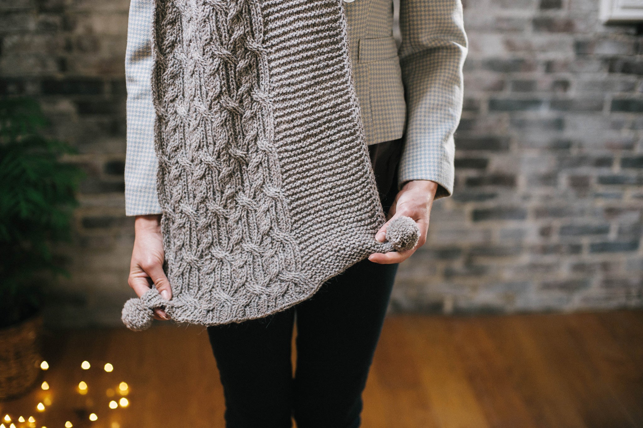 crossing scarf knitting pattern – Quince & Co.