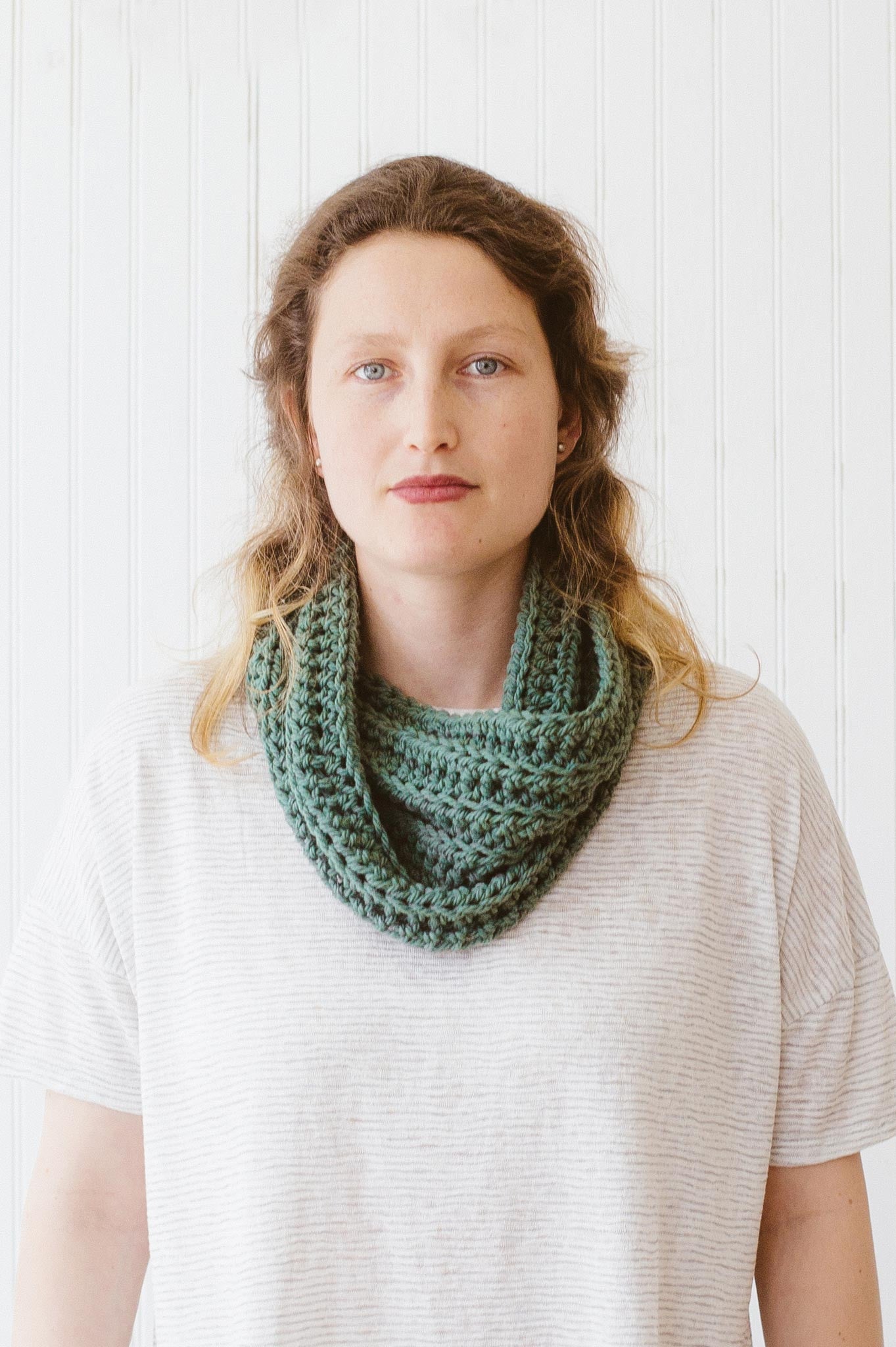 Lambert cowl crochet pattern – Quince & Co.