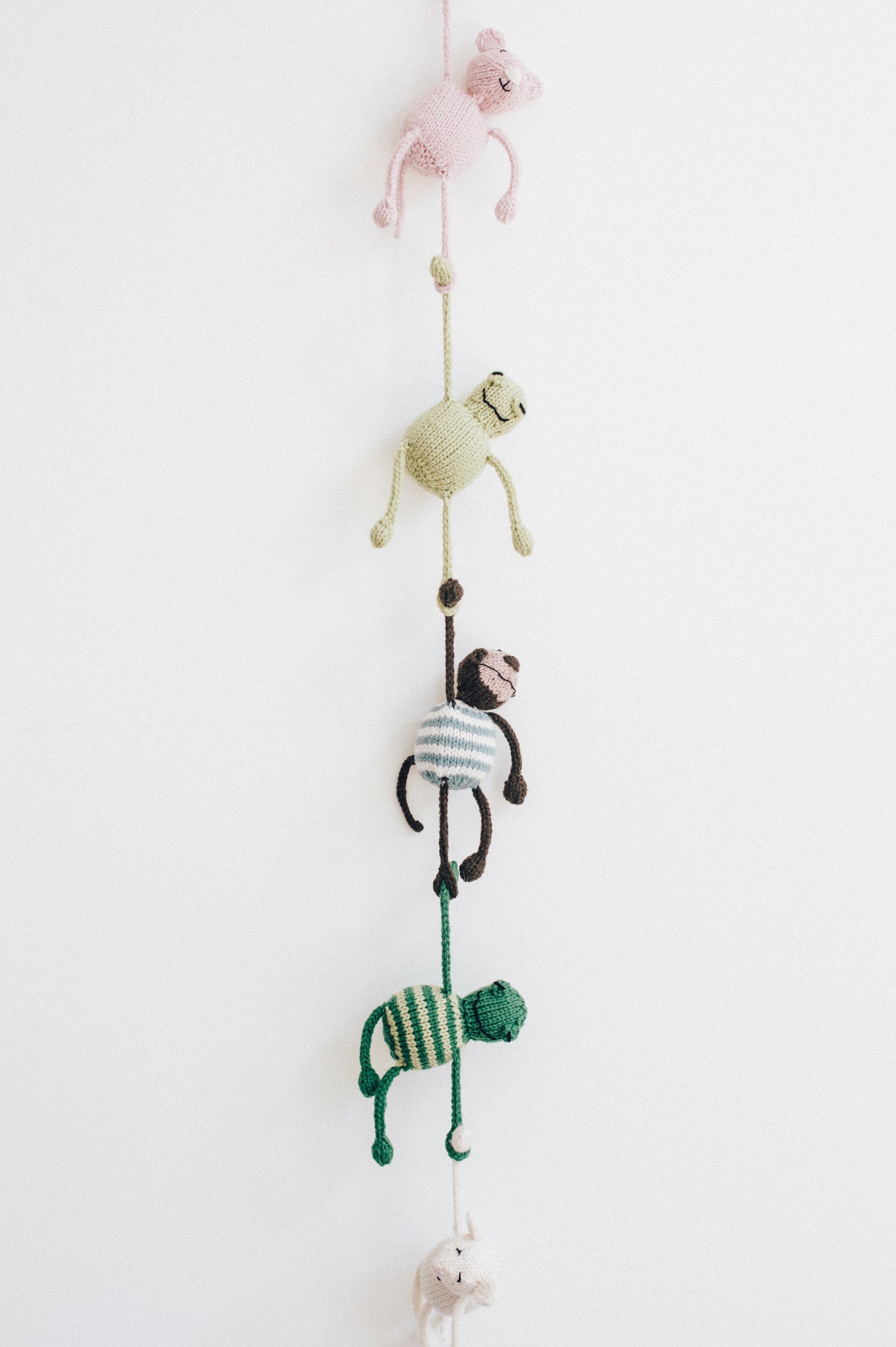string along toys knitting collection – Quince & Co.
