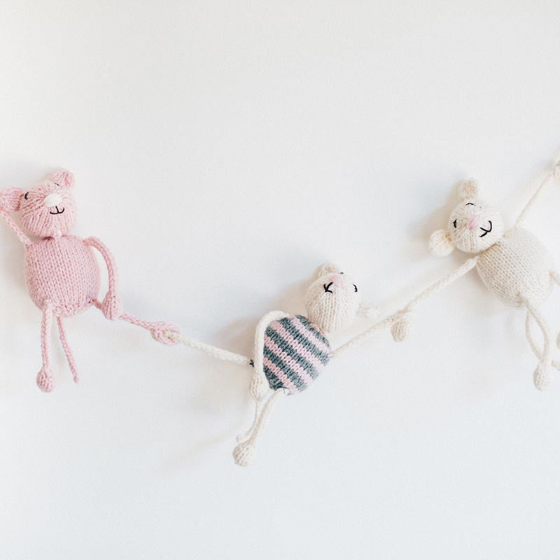 string along toy kits – Quince & Co.